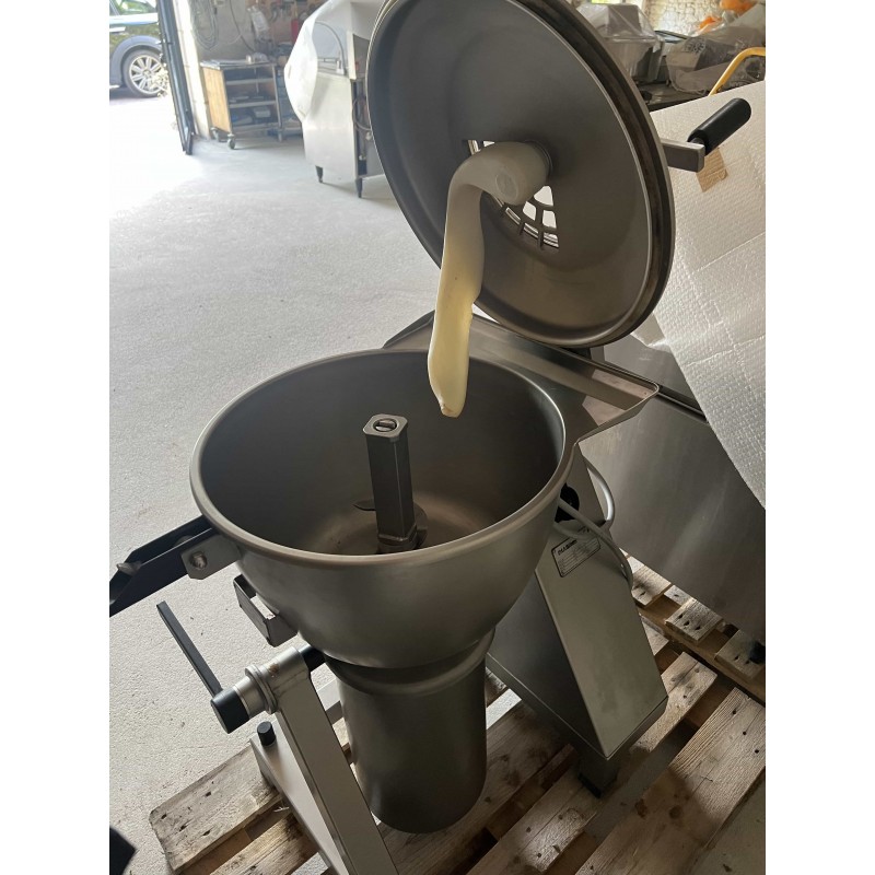 Location MELANGEUR STEPHAN UM 44